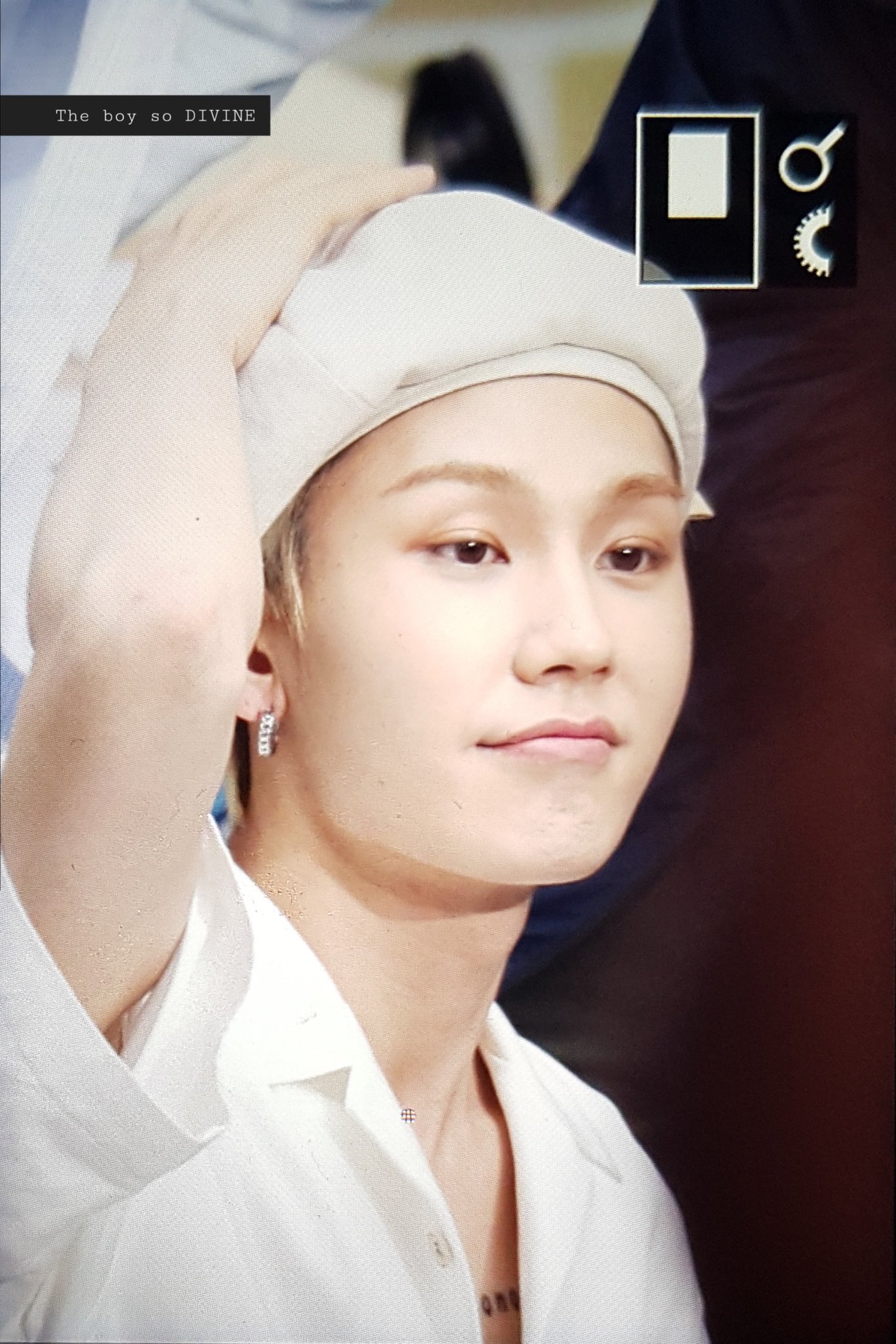 D I V I N E on Twitter: "190604 스쿨오브케이팝 공개방송 프리뷰 @BTOB_ILL #비투비 #BTOB #정일훈 #일훈 https://t.co ...