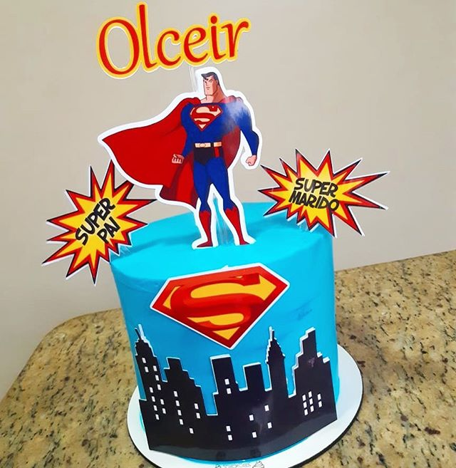 Superman Cake Ideas