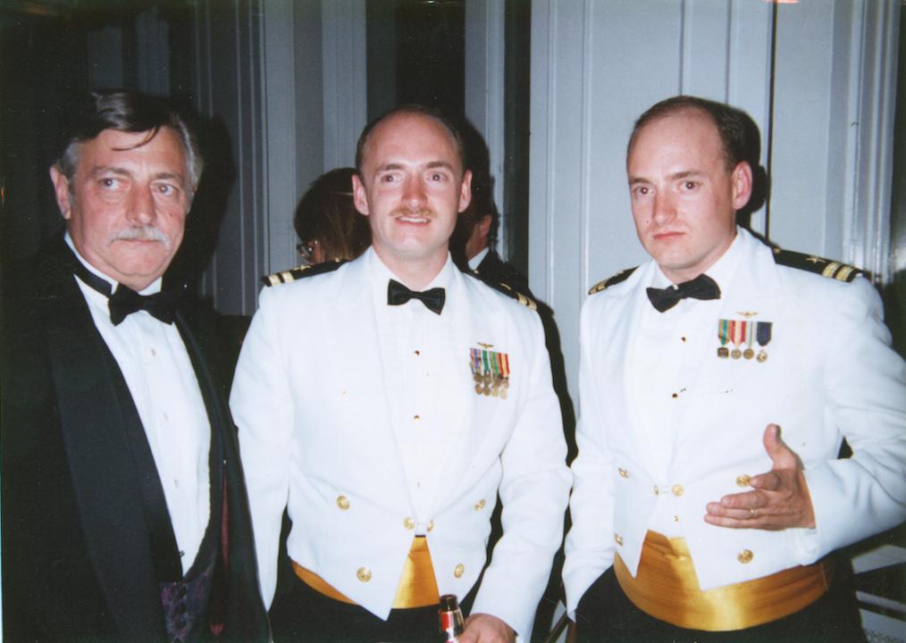 The second twin has been trying to copy my style since the '60s | Scoopnest