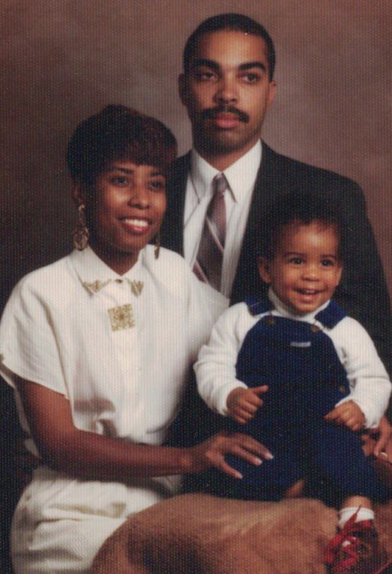 Hack Frost on Twitter: "My mom must be nostalgic She sent me a scan of the 2 remaining photos of ...