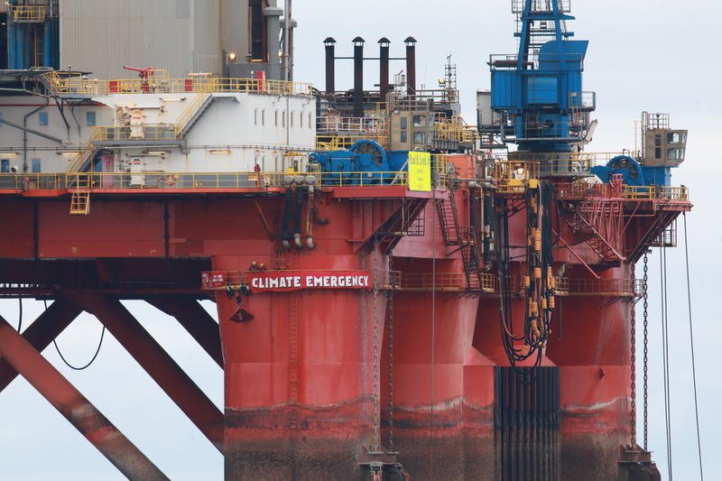 BP rig turns away twice during chase with Greenpeace ship - SAFETY4SEA