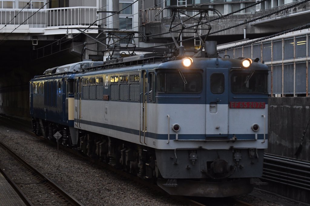 真夜月 on Twitter: "#シュウジュの今日の収穫 1〜3枚目 単8282レ EF64 1037[愛]大宮出場 EF65 2075[新]牽引 4枚目 5463レ EH200-4[高 ...