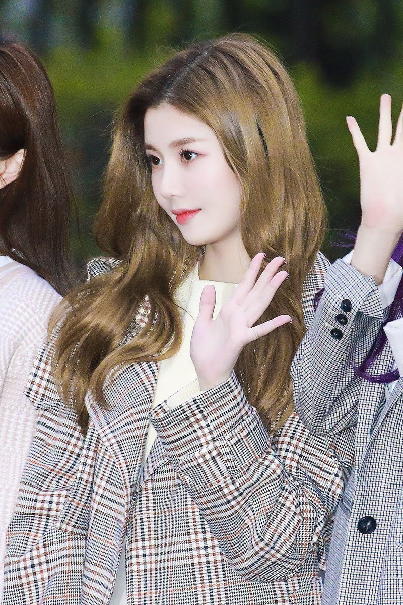 🔥 Official IZONE Leader Kwon Eunbi (권은비) Thread 🔥 | Page 2 | Hallyu+