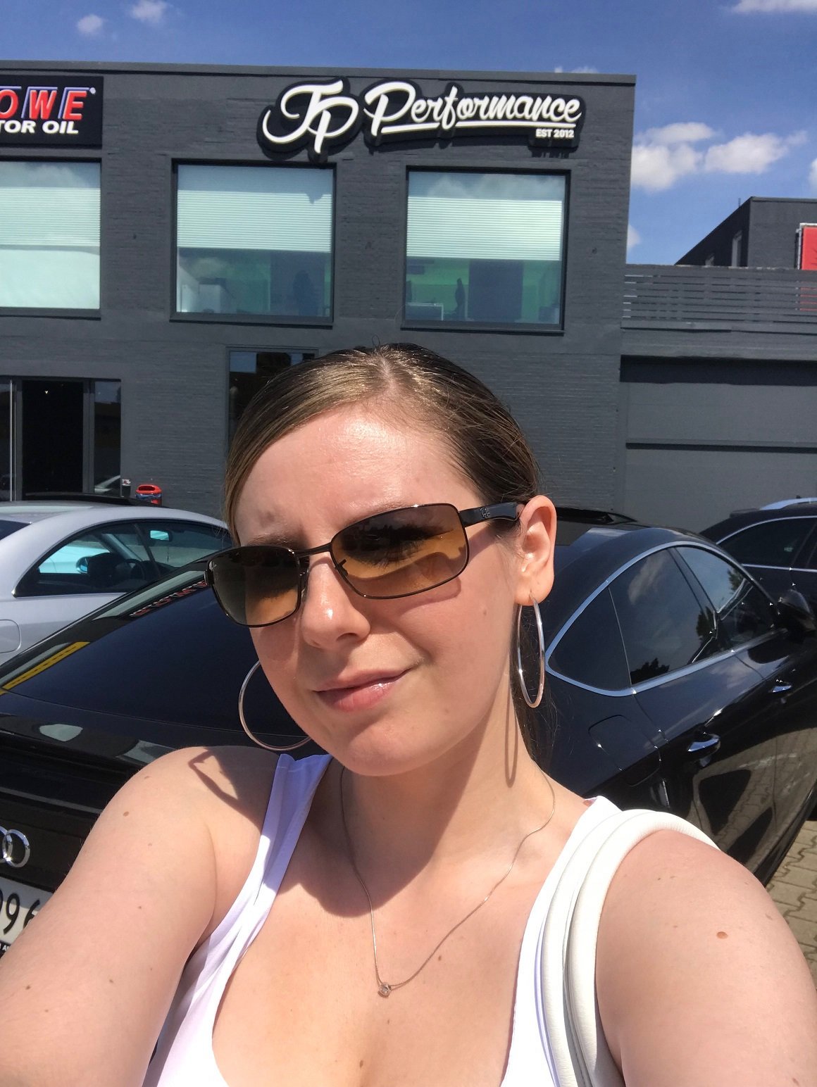 TW Pornstars - 2 pic. Lady MaryJane. Twitter. Schnell bei JP Performance vorbei geschaut und ...