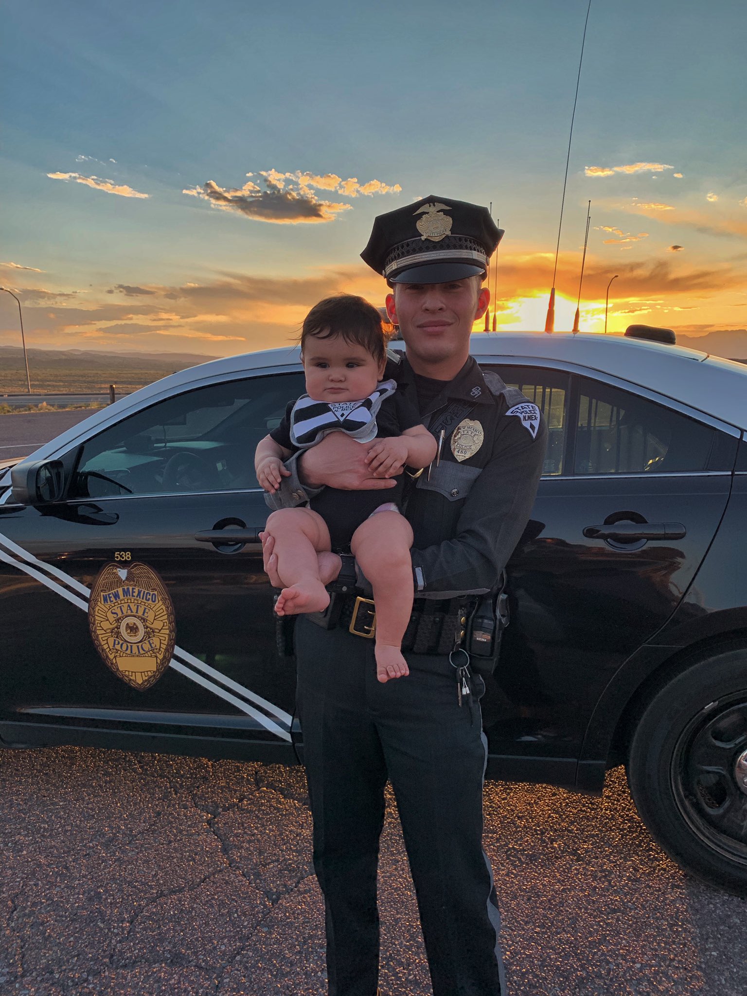 NMSP on Twitter: "Ofc. Nick Chavez assisted a family on I-25 with their stalled vehicle. After ...