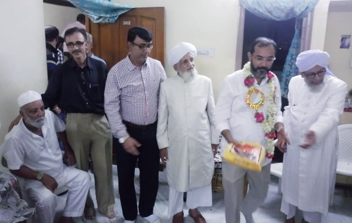 Amjed Ullah Khan MBT on Twitter: "Abdul Hafeez Khan (MLA) Kurnool AC being facilitated by ...
