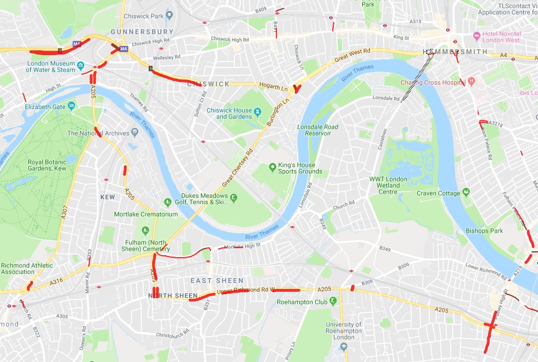 Hammersmith Bridge remains closed to motor traffic with delays on ...
