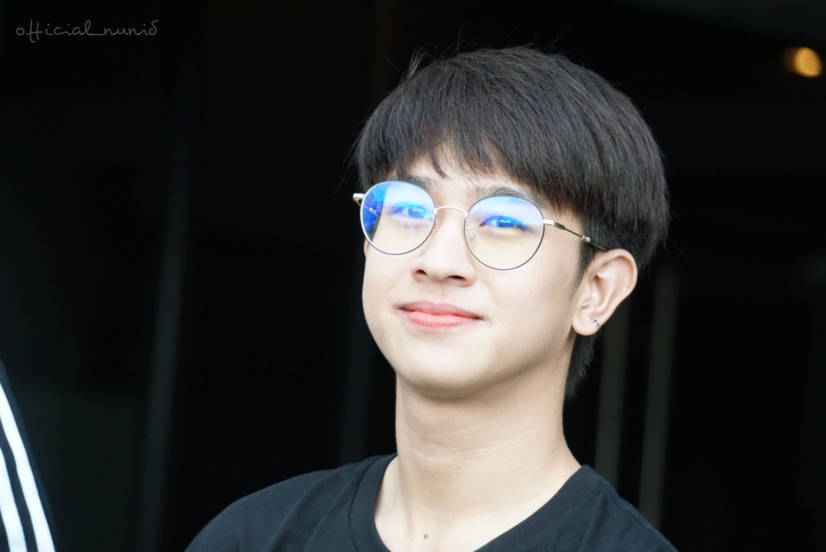 𝓃𝓊𝓃𝒾𝒹 on Twitter: "หนุ่มแว่น~ คาวาอี้มั่กๆ #เจ้าแก้มก้อน #fluke_pongsatorn #UWMAseries https://t ...