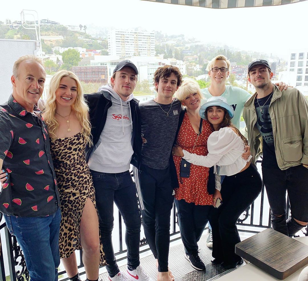 Ross Lynch Family Members