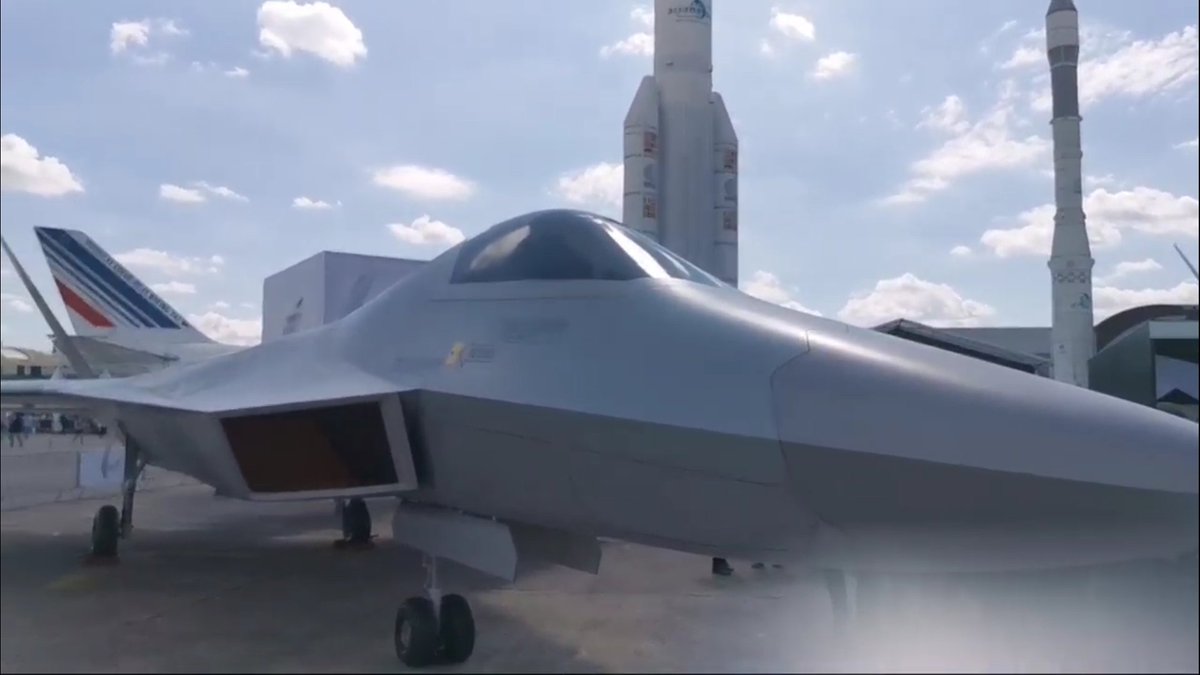 TFx mockup will be introduced at the Paris airshow - Page 10 - WAFF ...