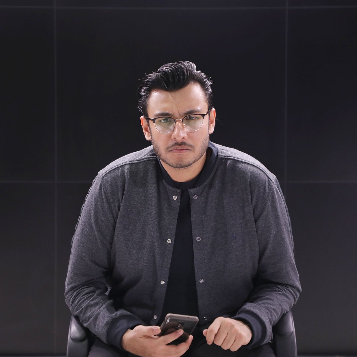 therawknee_2.0 (@AradhanaMohapa8) | Twitter