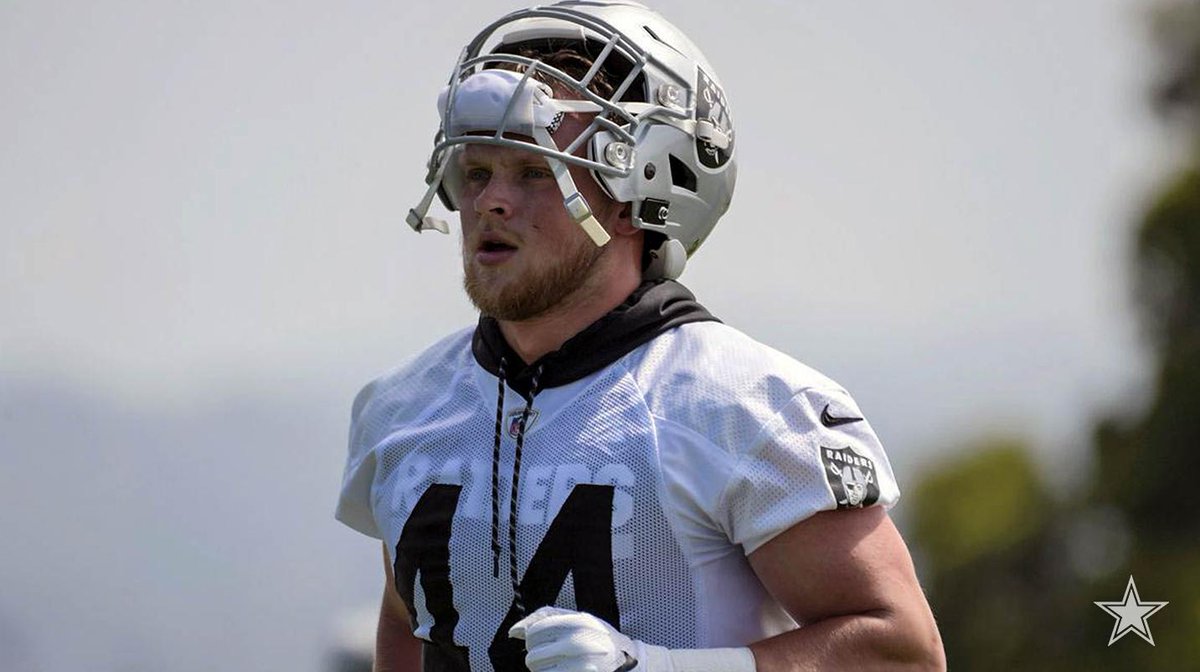 Justin Phillips: The #DallasCowboys add FB to roster and waive LB ...