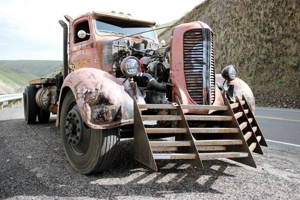 Rat Rod Mack Truck
