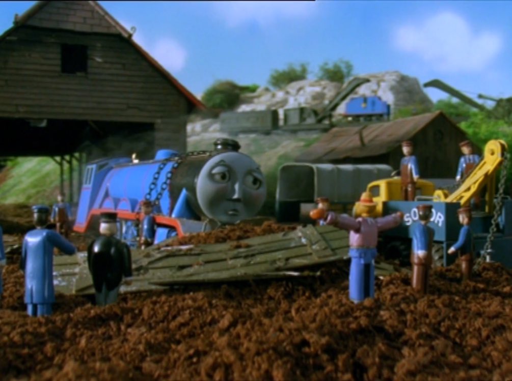 Thomas The Tank Engine Gordon Crashes