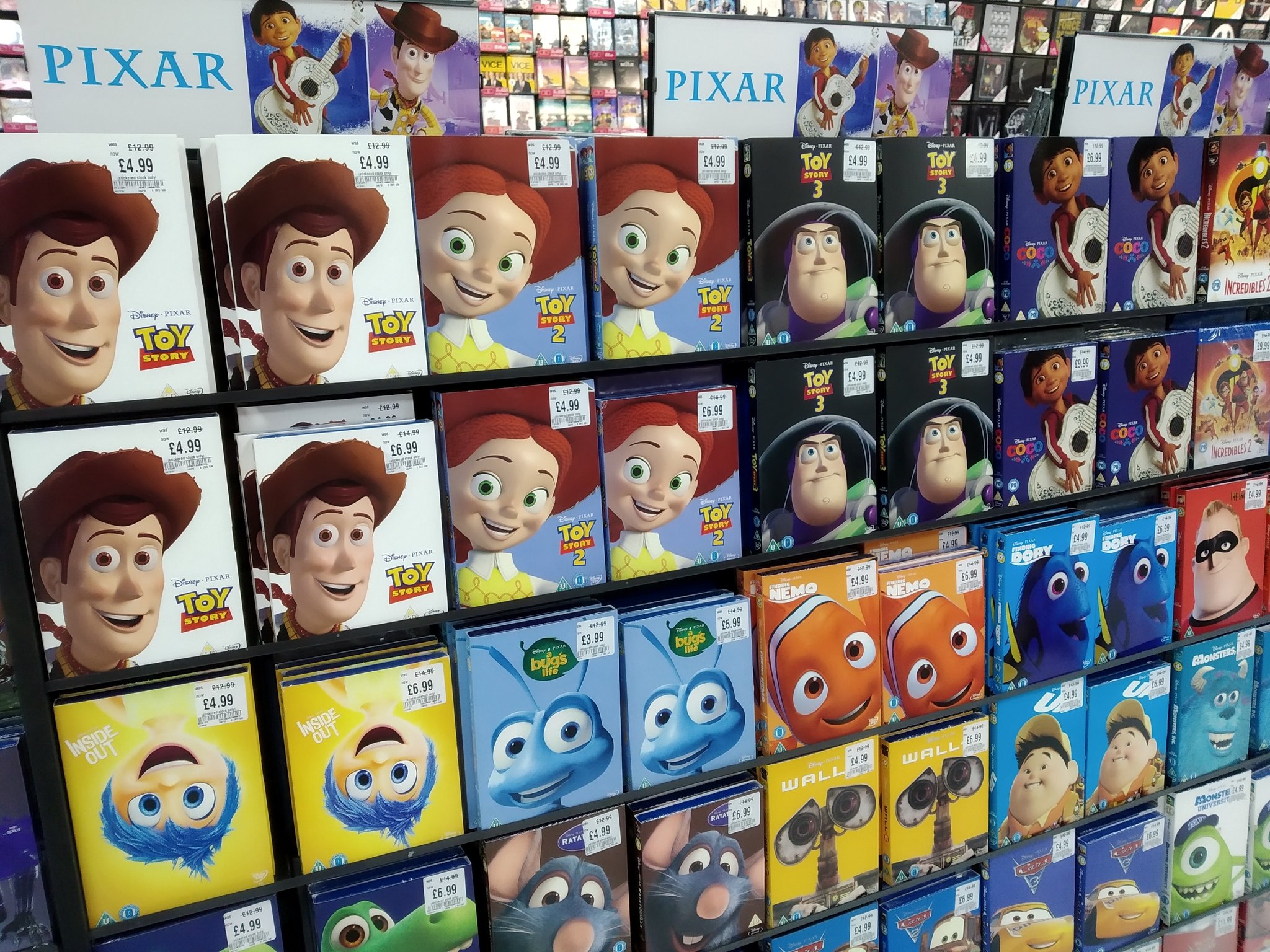 utilisation Injustice Par terre disney dvd collection 2019 placard ...