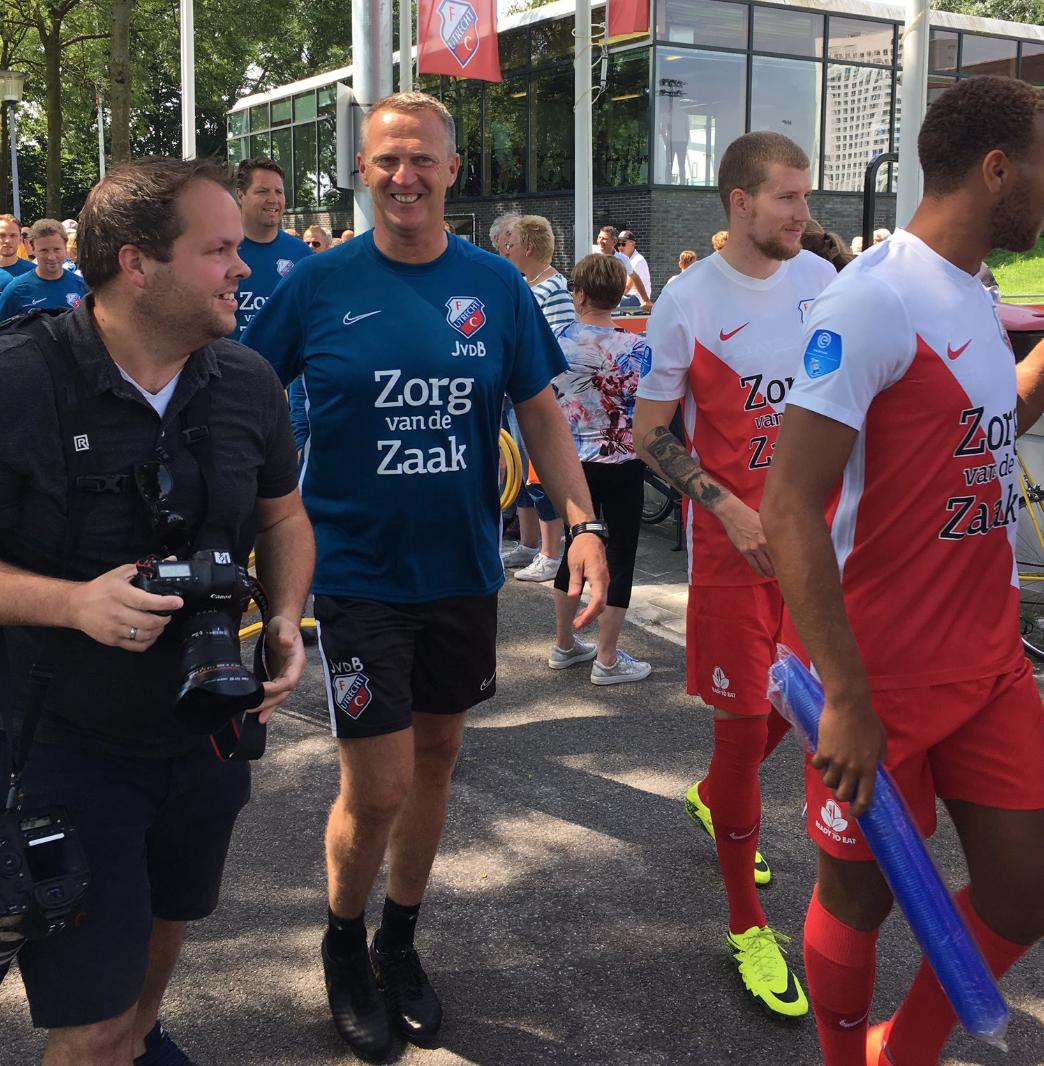 FC Afkicken on Twitter: "Eerste dag @vandenbrom1966 als trainer bij #FCUtrecht. In zijn #AZ ...