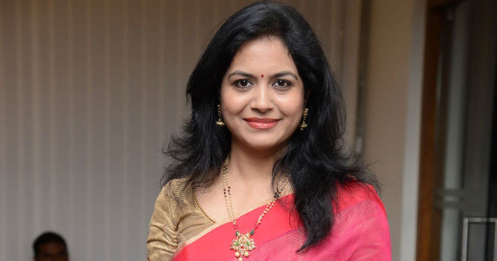 Singer Sunitha In Red Saree