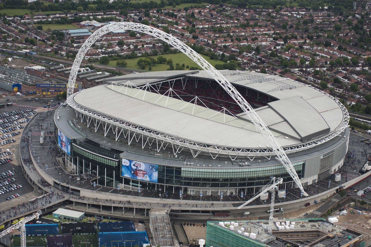 Comparison: wembley stadium before and after millwall fans visited. 😂 ...