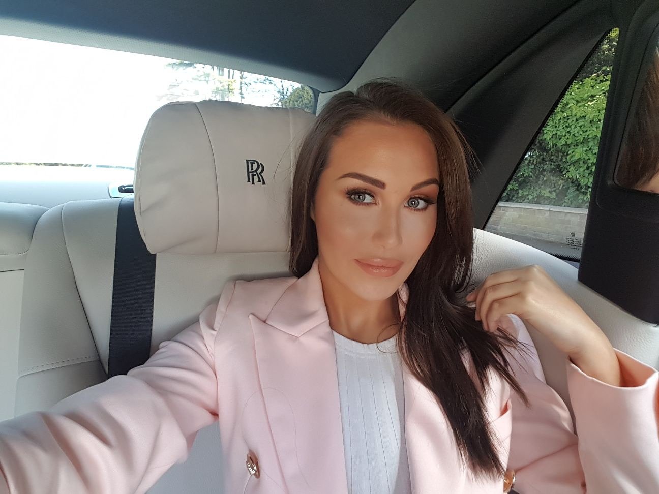 TW Pornstars - Chloe Goodman. Twitter. Rolling into work meetings @OpiahCosmetics. 10:50 AM - 21 ...