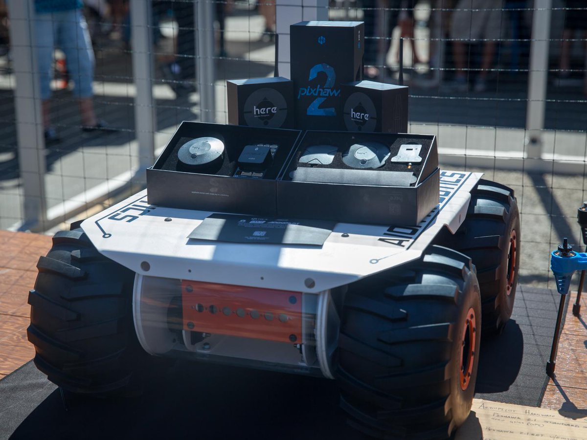 Teamwork! This drone & rover combo use IntelEdison, IntelJoule ...