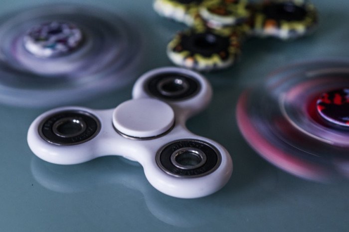 Outrage as‘razor sharp’ fidget spinners appear on ebay: - scoopnest.com