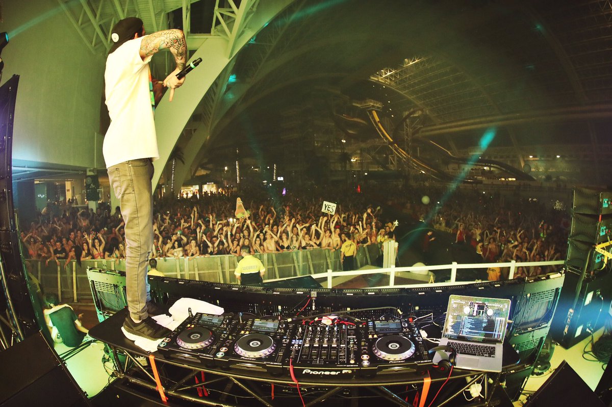 Soundwave last night was SIIICCCCKKK Official_WEM THANK YOU EDMONTON ...