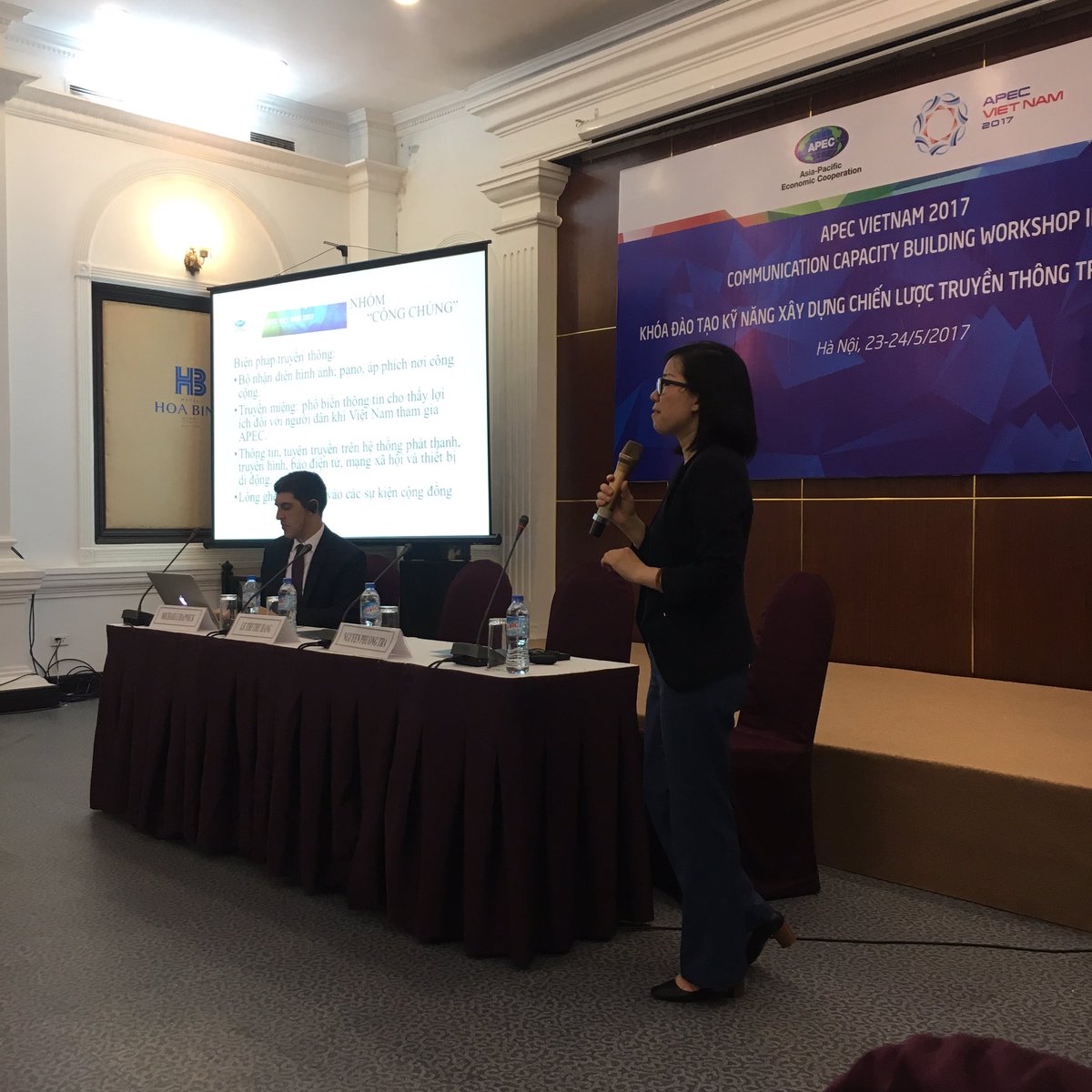 Nguyen Phuong Tra, Deputy Director General of Viet Nam's Press and ...