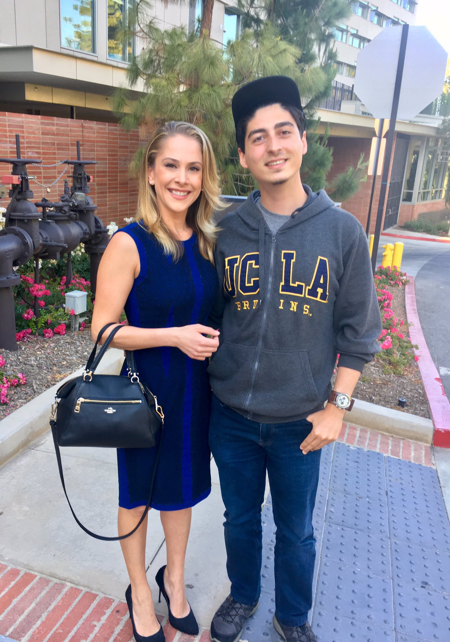 Doga Dogan on Twitter: "Today I was lucky enough to run into @AnaKasparian on campus. She is as ...
