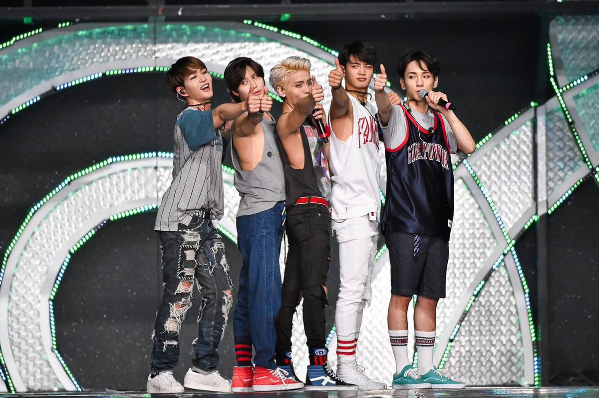 SHINee Fans Celebrate 9 Amazing Years Since Their Debut : r/kpop