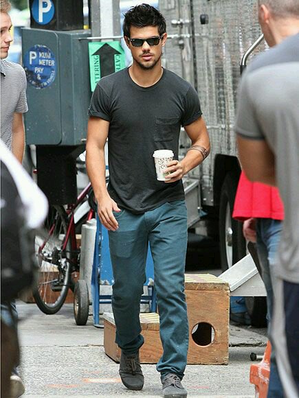 Taylor Lautner Street Style
