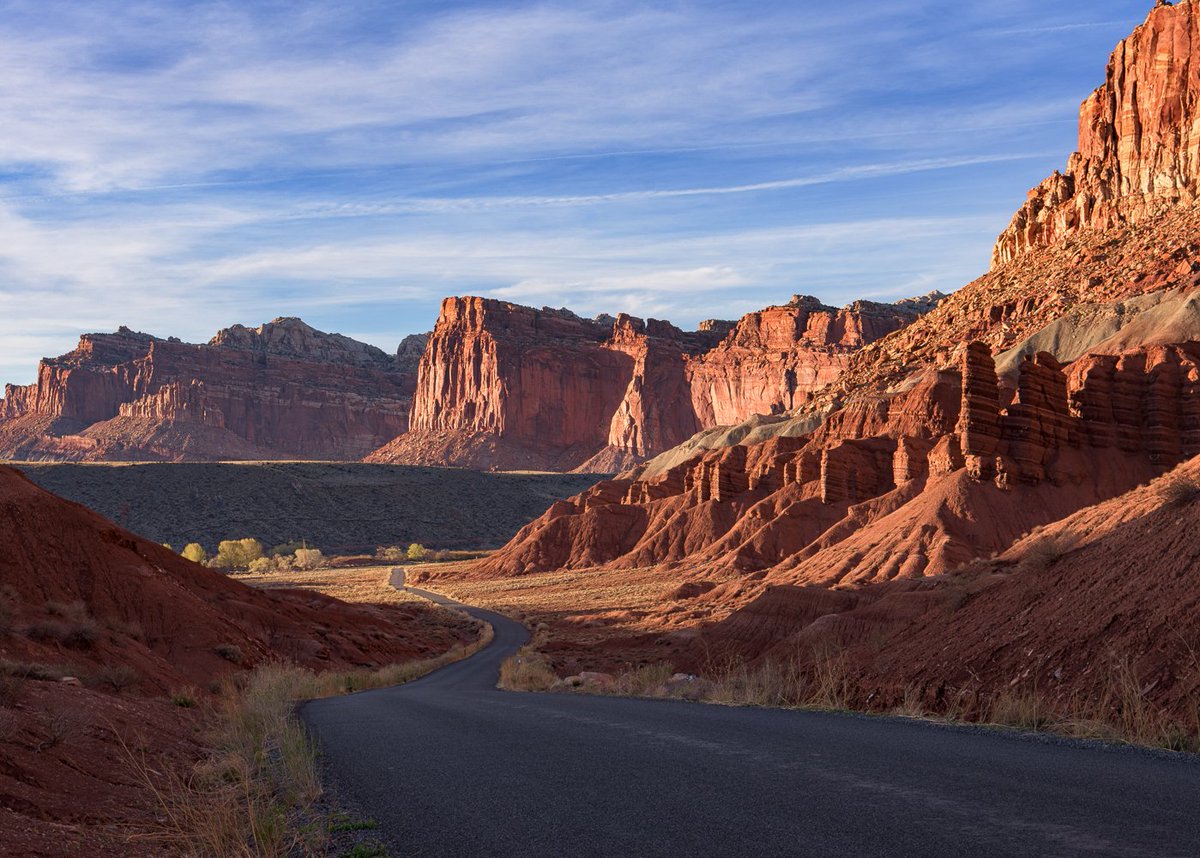 A hidden treasure filled with red-rock cliffs, canyons & more ...