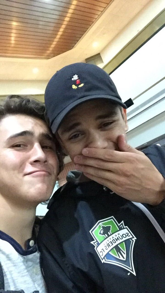 Ethan Simmons (@ethan__simmons) | Twitter