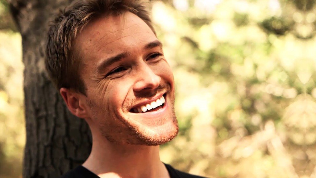 INTERVIEW: Sam Clark – musicmusingsandsuch