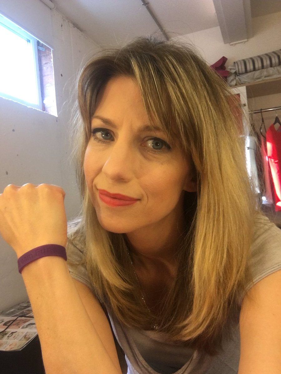 Claire Goose Wallpaper 8911