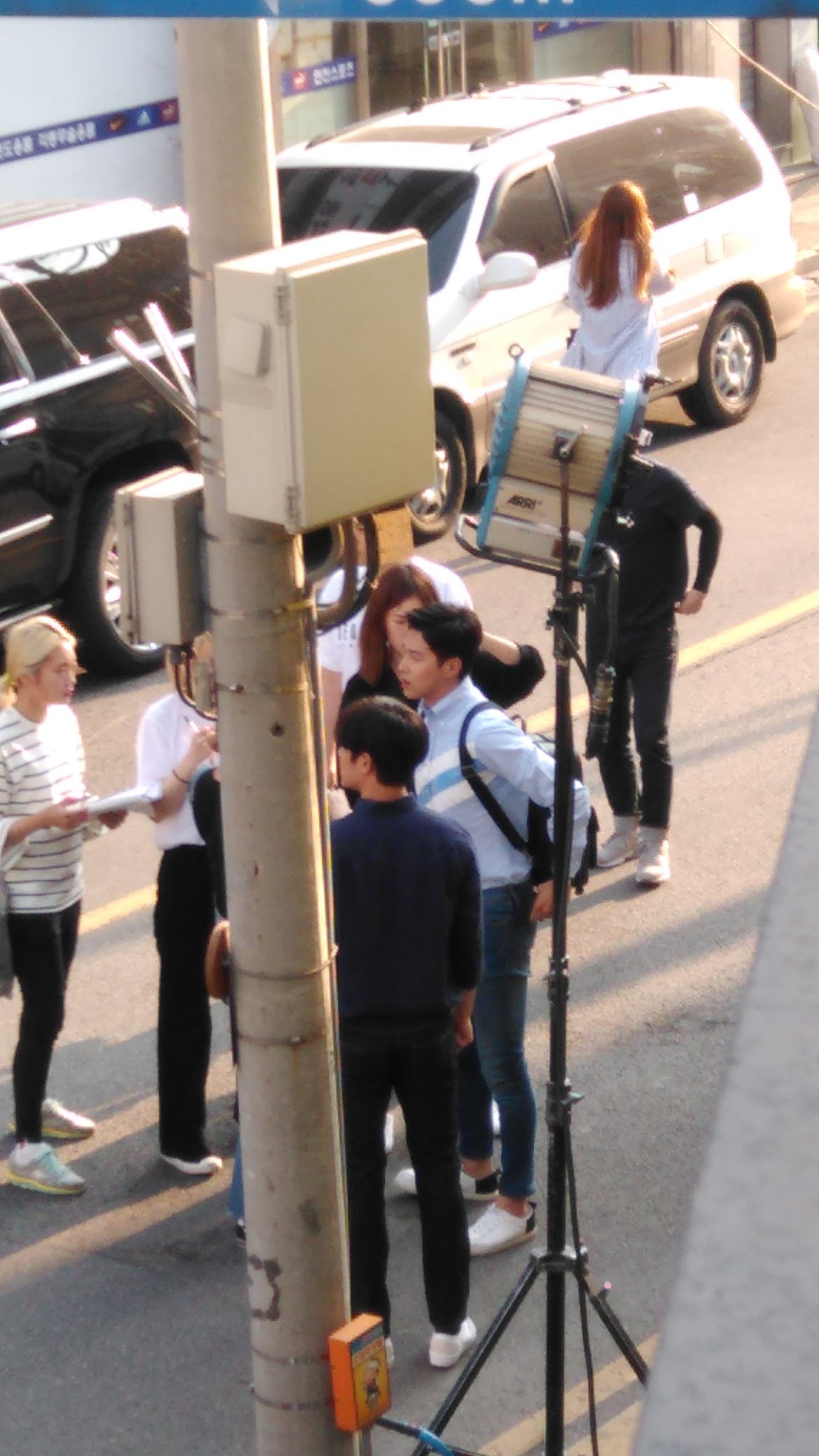 Picnon Fanacc 170531 Yunho Was Spotted Filming For Meloholic Op Got His And Han Joowans
