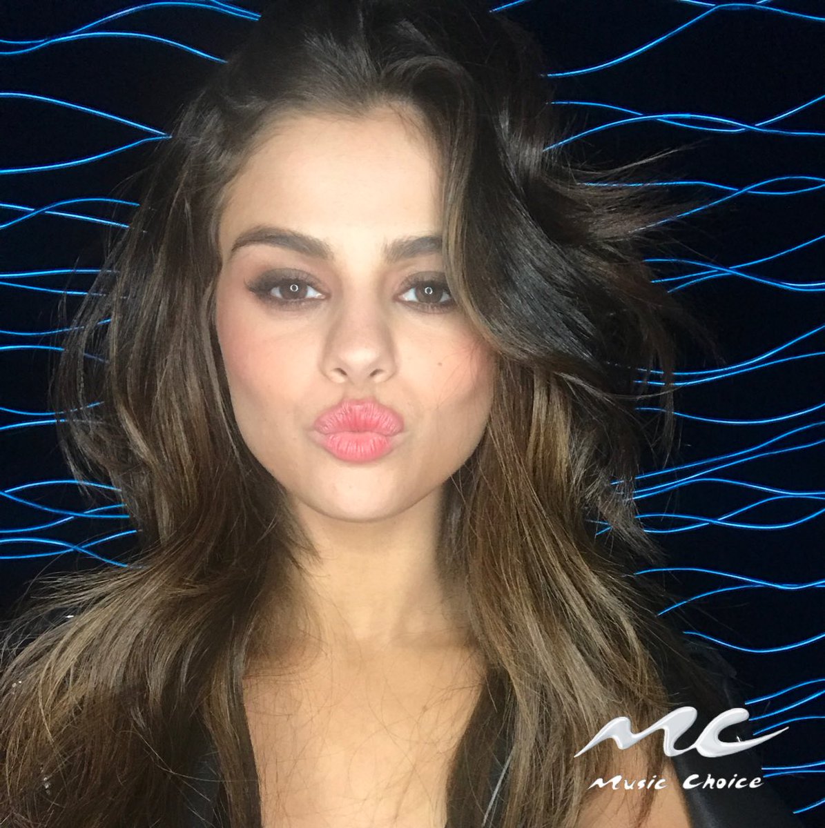 Selena Gomez Kissy Face