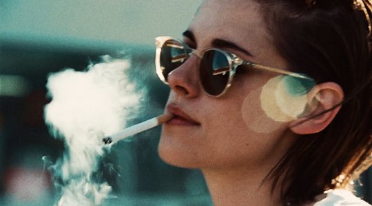 Kristen Stewart Smoking Cigarettes