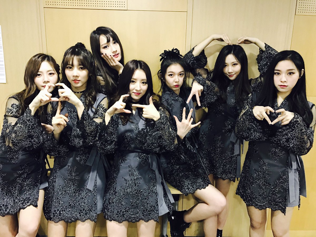 Name your top five favorite stage outfits from your favorite Kpop group ...