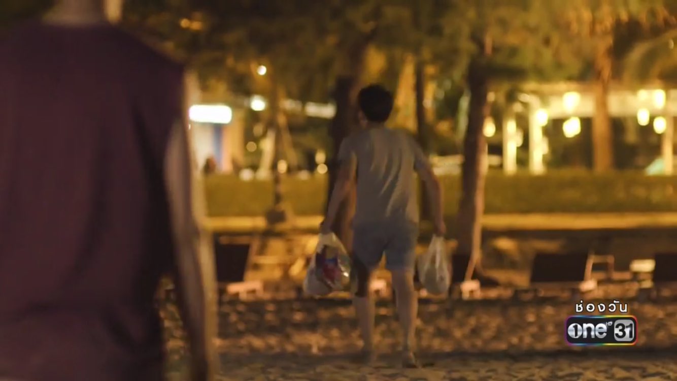 CCOPTEROFFICIAL on Twitter: "ชอบท่าเดินนนน ดุ้กๆมากโอ้ยยยยยยยย #2Moonstheseries…