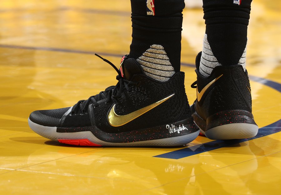SoleWatch: An on-court look at KyrieIrving's Game 5 Nike Kyrie 3 PE ...