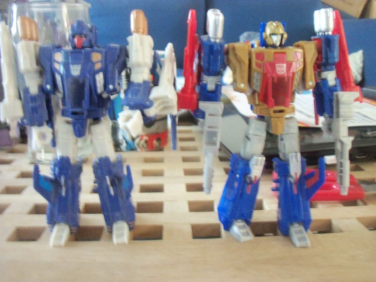 Titans Return Metalhawk | TFW2005 - The 2005 Boards