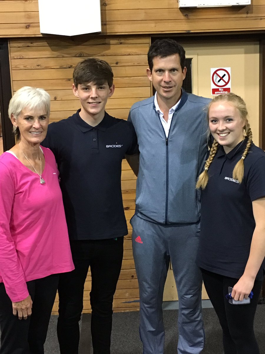 Danielle McPhee (@danimcpheex) | Twitter