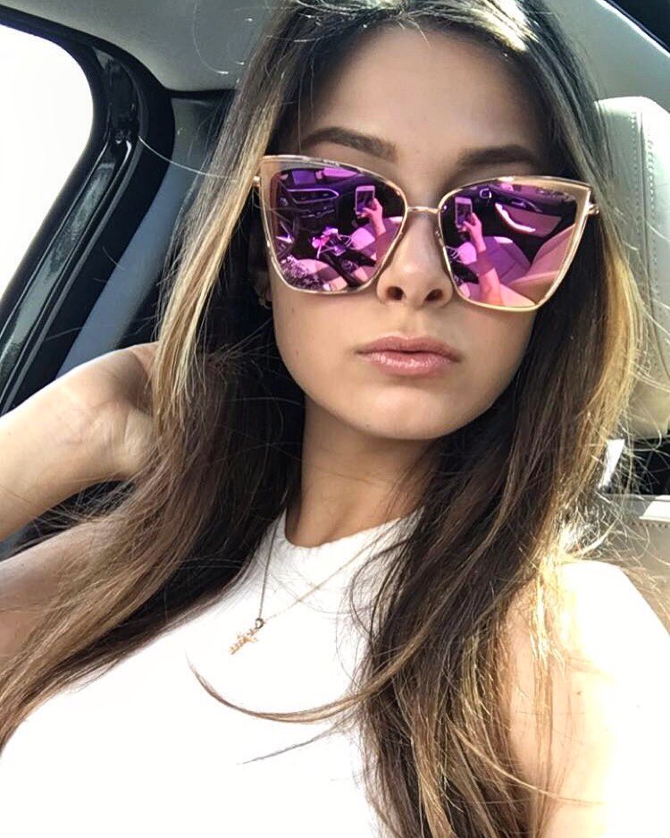 Becky Rose's Instagram, Twitter & Facebook on IDCrawl