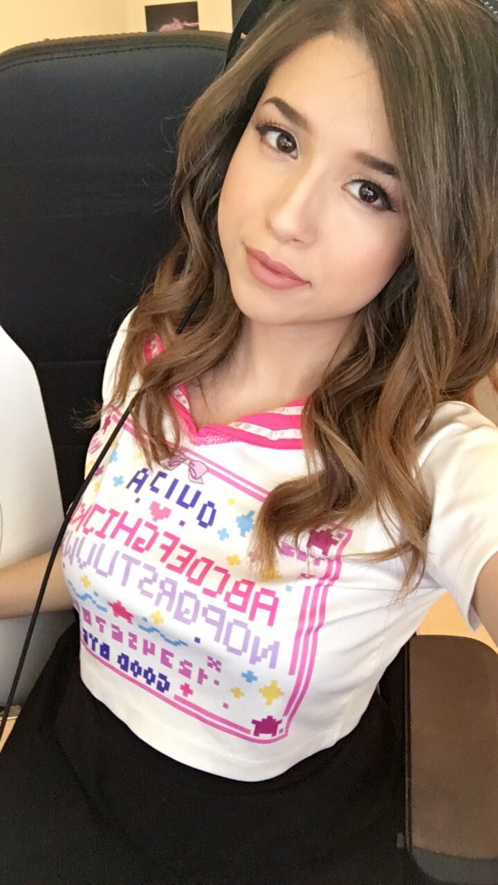 Pokimane On Twitter Sick But Still Tryna Stream 😊 ️ Wearing My