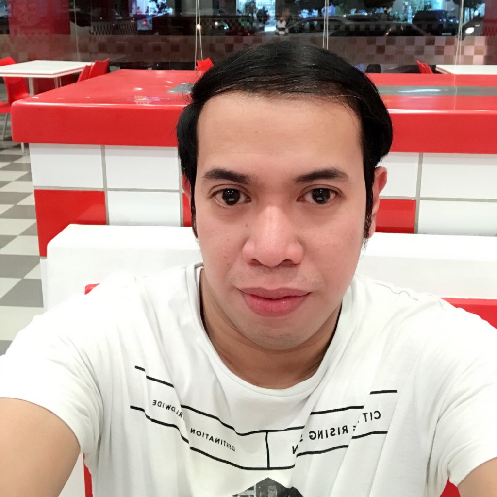 michael macaraig (@leahcimitch) | Twitter