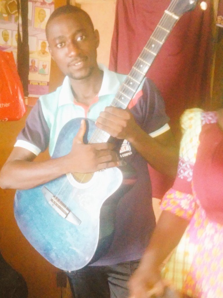 Adeleke Soji (@sojstringz) | Twitter