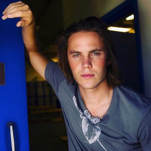 Taylor Kitsch - Tim Riggins Appreciation #15: Because He Needs His Me ...