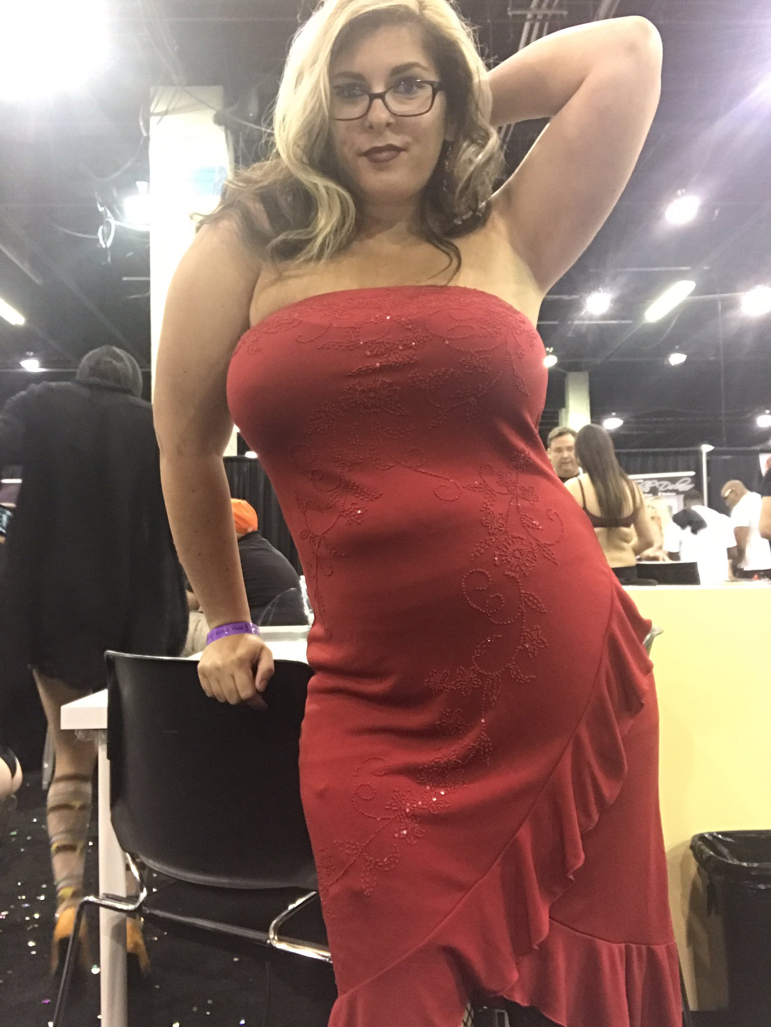 TW Pornstars - 1 pic. Violet Hayes. Twitter. Bitly links not working. Check me out at @EXXXOTICA ...