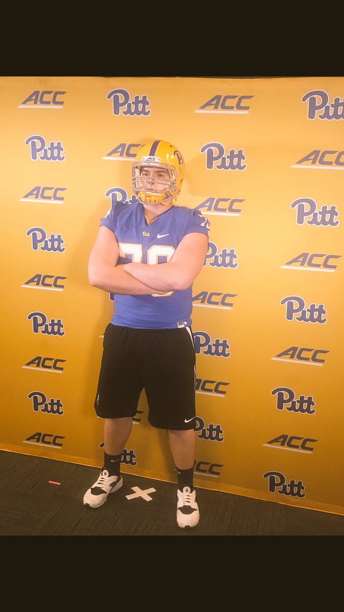 2017 3* DT Devin Danielson Commits to Pitt : r/CFB