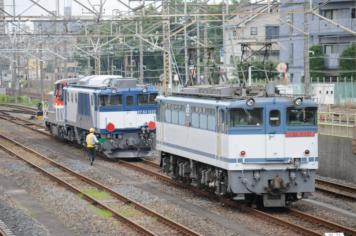 JR貨物 EF64-1020 DE10-1557 出場